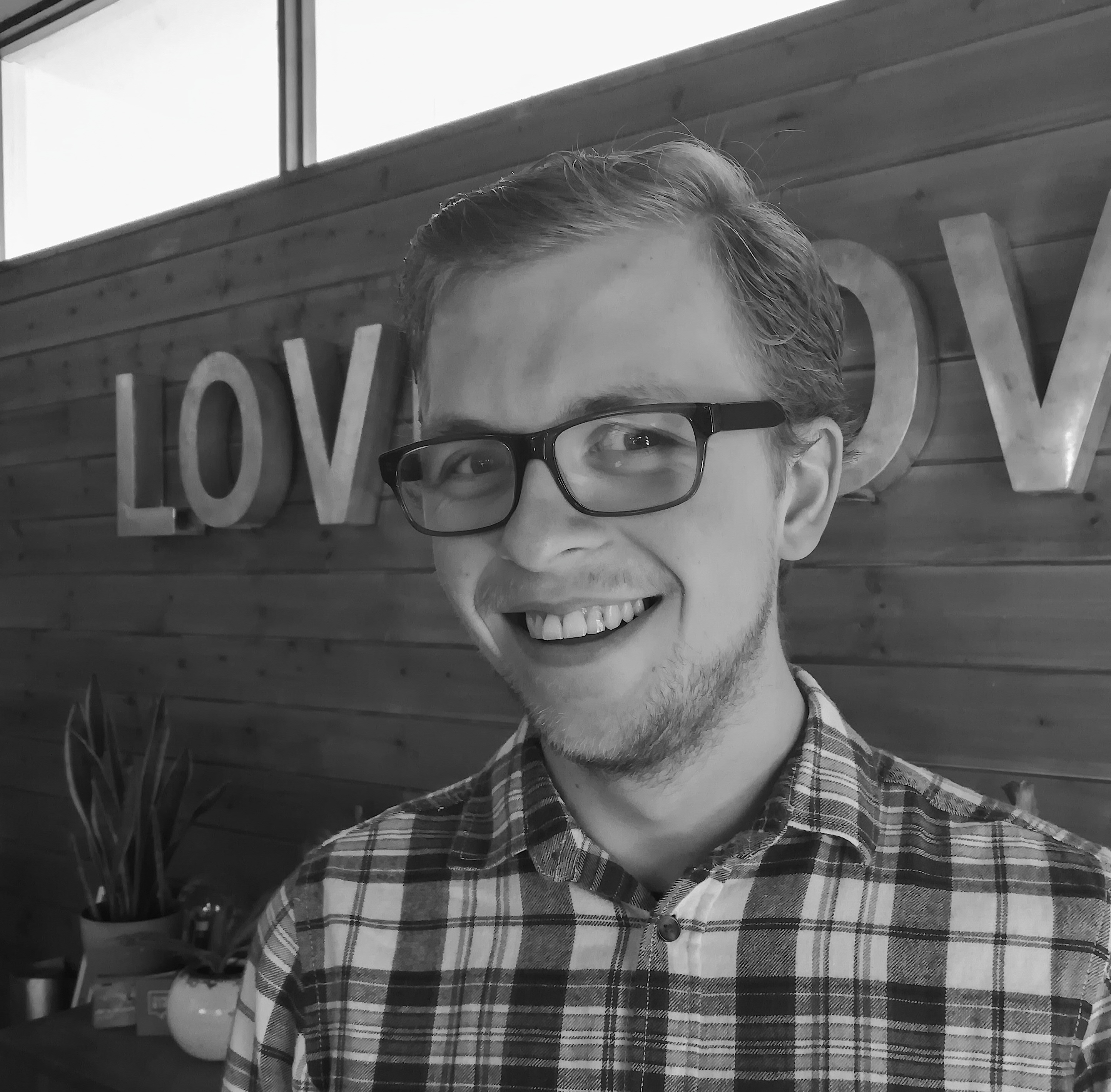 LoveLove Films | BRENDAN FORD - LoveLove Films